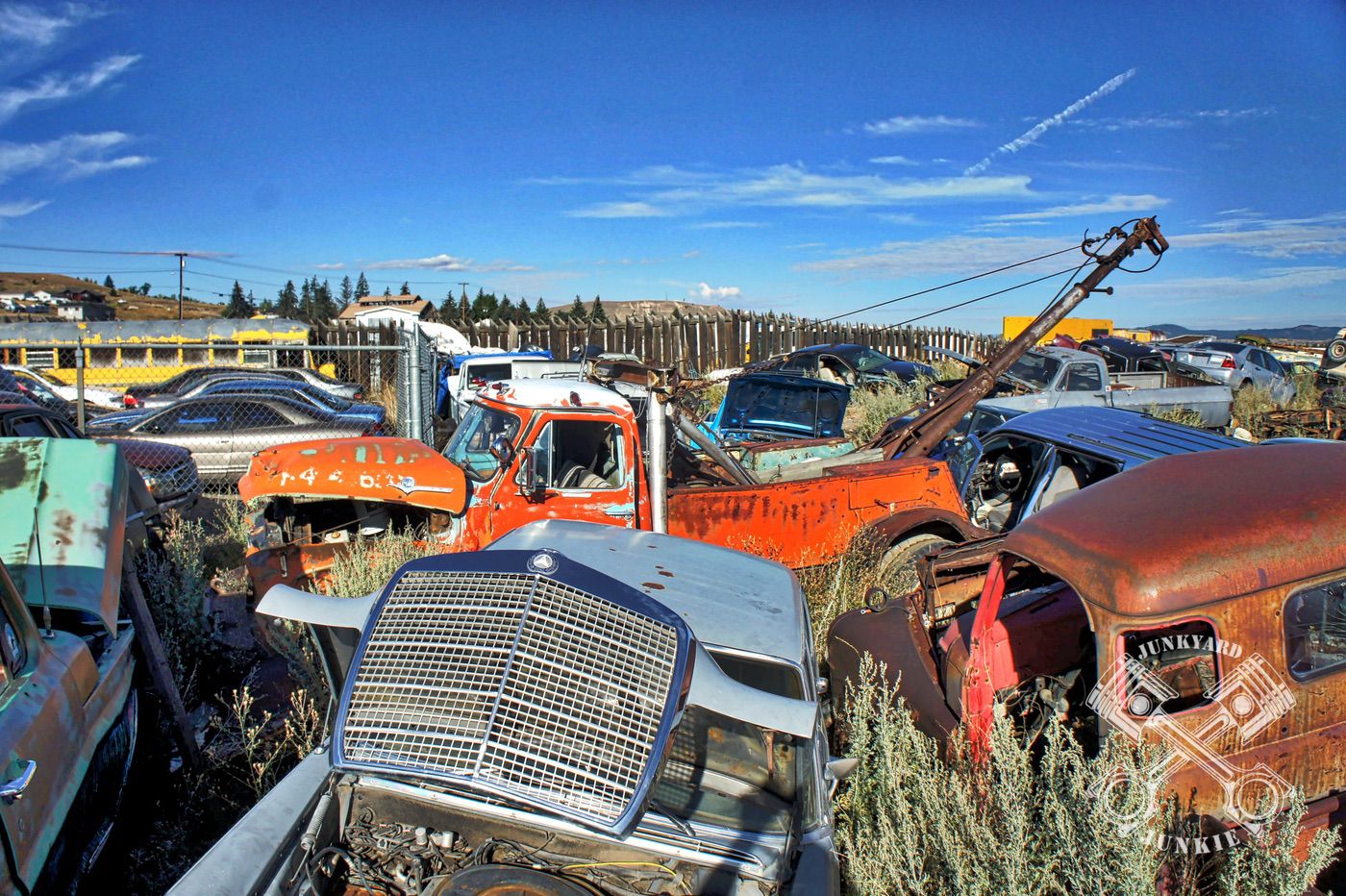 Red Wrecker, Montana – Junkyard Junkie